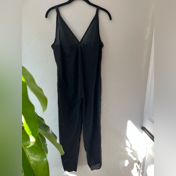 SKIMS | Pants & Jumpsuits | New Skims Barely There Mesh Catsuit ...